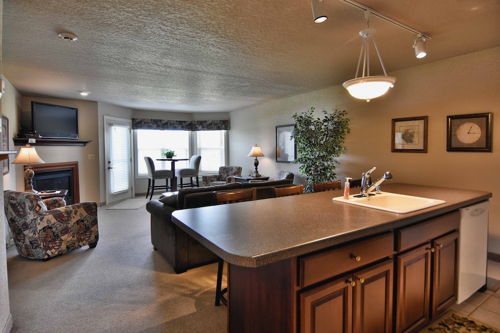 Unit 311 1 Bd/ 1 Ba Condo 1 Bedroom Condo By Redawning - Rice Lake, WI