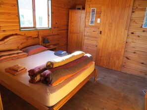 Cabana | Cofres nos quartos, escrivaninha, Wi-Fi de cortesia, roupa de cama