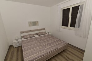 Apartamento Comfort | Wi-fi grátis, roupa de cama fornecida 