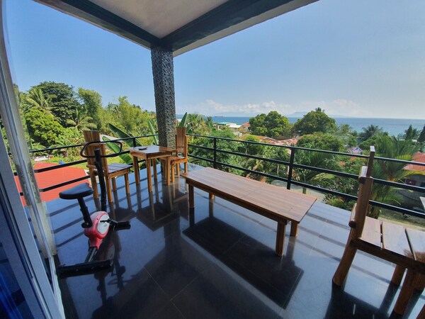 Phuenics De Galera - Puerto Galera