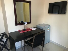 Quarto Duplo Standard, 1 cama queen-size | Minifrigorífico