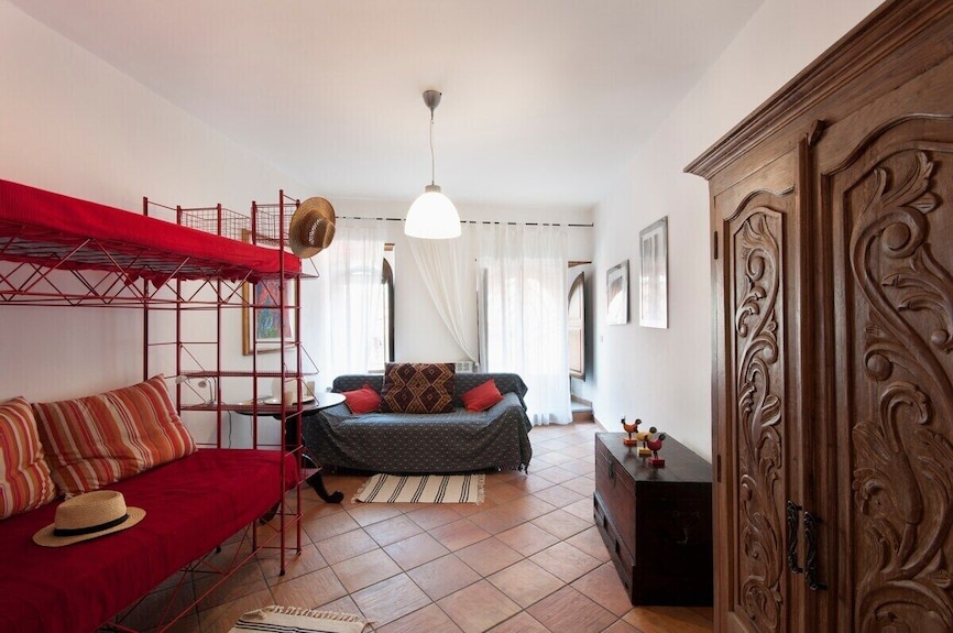 Casa La Zagara: Casa Vacanze Ristrutturata Con Cura In Un Pittoresco Villaggio Di Montagna - Roccalumera