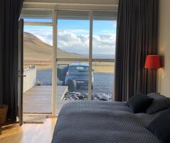 Quarto Duplo ou Twin Superior, casa de banho privativa, vista para o oceano | 1 quarto, com mobília individualizada, secretária 