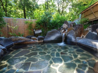 Ureshino Onsen Ryokan Sentoro