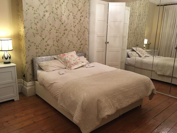 Ferro/tábua de engomar, Wi-fi grátis 