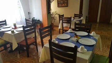 Zona de pequenos-almoços