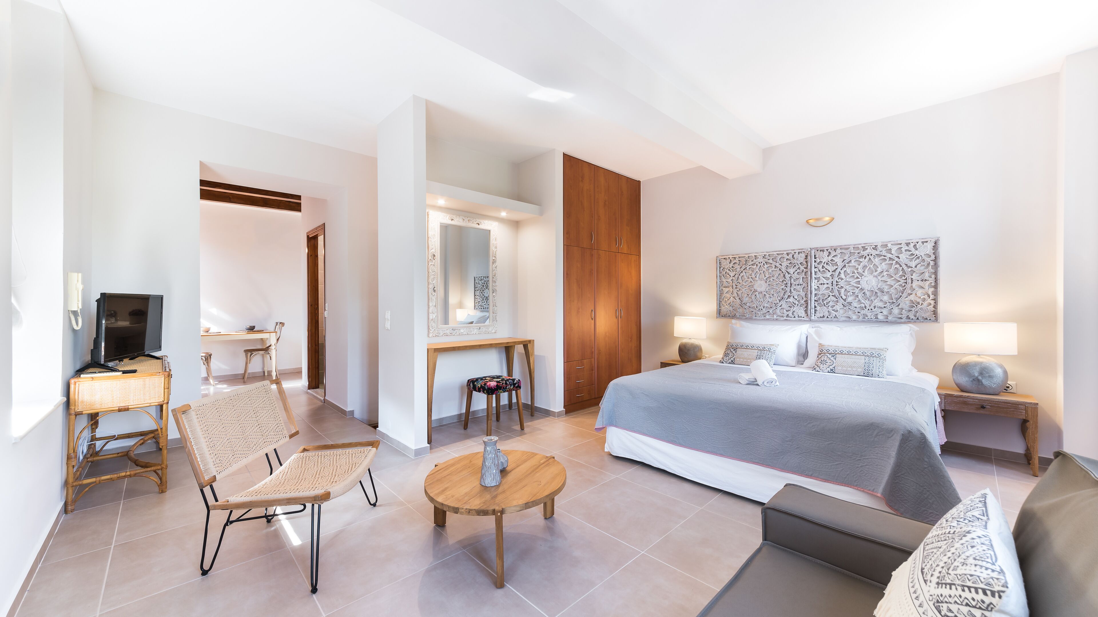 Wamly Decorated Apartment With Outdoor Jaccusi In The Hear Of Chania - Crete