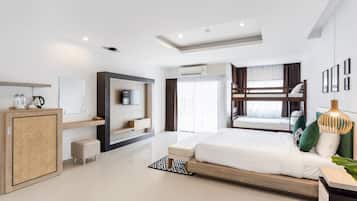 Quarto família, várias camas | 1 quarto, cofres nos quartos, escrivaninha