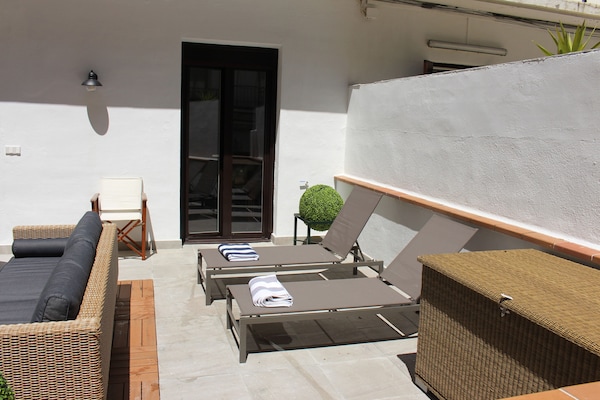 Luxury: Beach Front Apartment -Kursaal<br>4 Bedrooms + 4 Bathrooms- 4 Bedrooms + 4 Bath -8pax - Donostia-San Sebastian