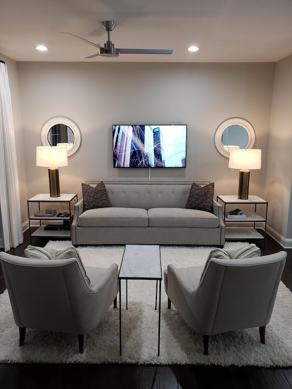 Lujo Principal St. Condominio Con Balcon - Greenville, SC