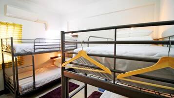 Quartos insonorizados, Wi-fi grátis, roupa de cama fornecida