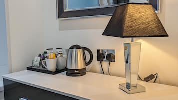 Quarto casal luxo, suíte | 1 quarto, Wi-Fi