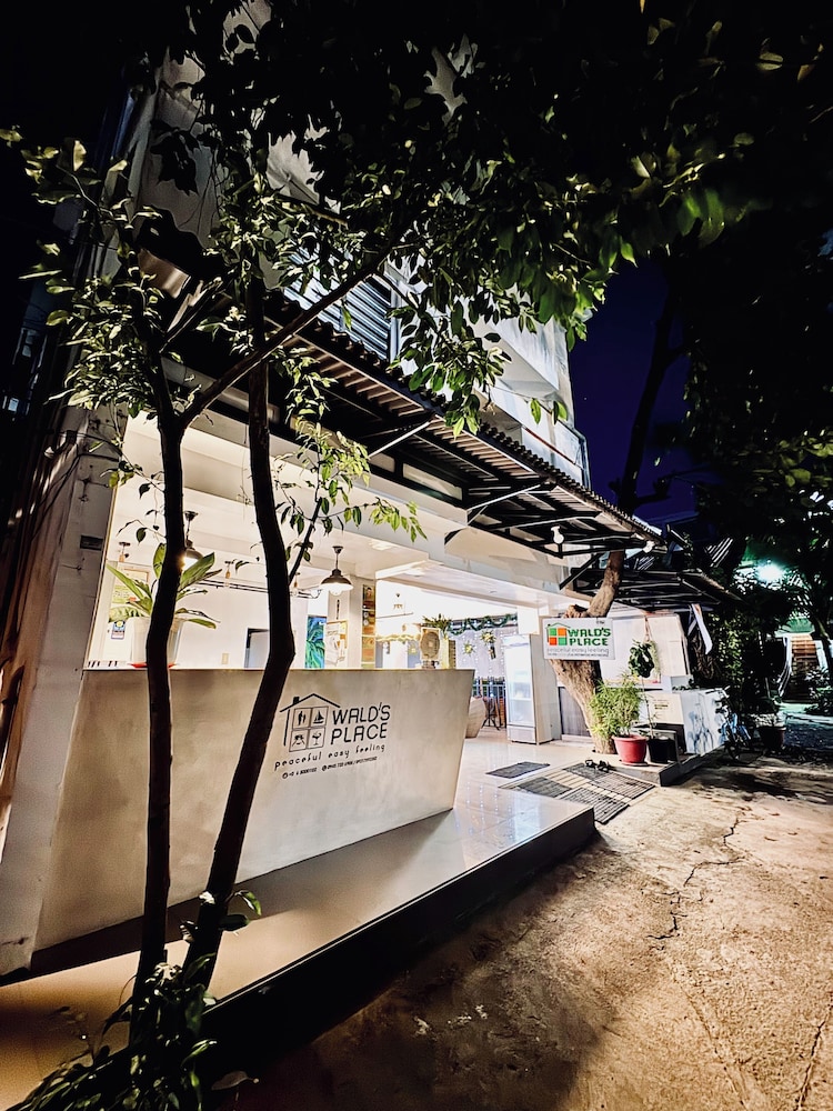 Wald's Place - Malay