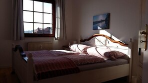 Apartamento, 1 quarto, sacada (Südblick) | 1 quarto, ferros/tábuas de passar roupa, Wi-Fi de cortesia