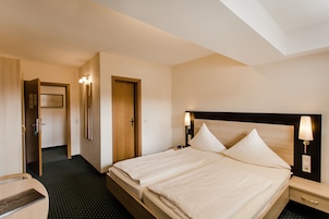 Quarto casal conforto, vista para o rio | 1 quarto, roupas de cama antialérgicas, escrivaninha
