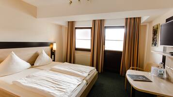 Quarto casal conforto, vista para o rio | 1 quarto, roupas de cama antialérgicas, escrivaninha