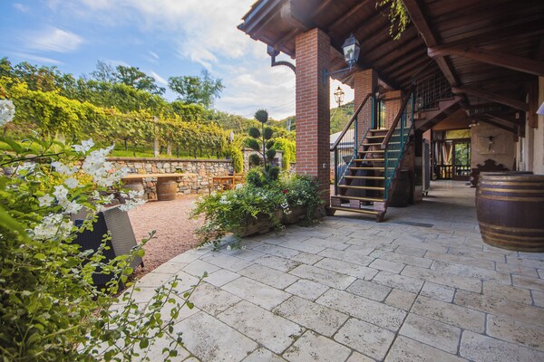 Wine & Art Relais Vallombrosa - Canton of Ticino