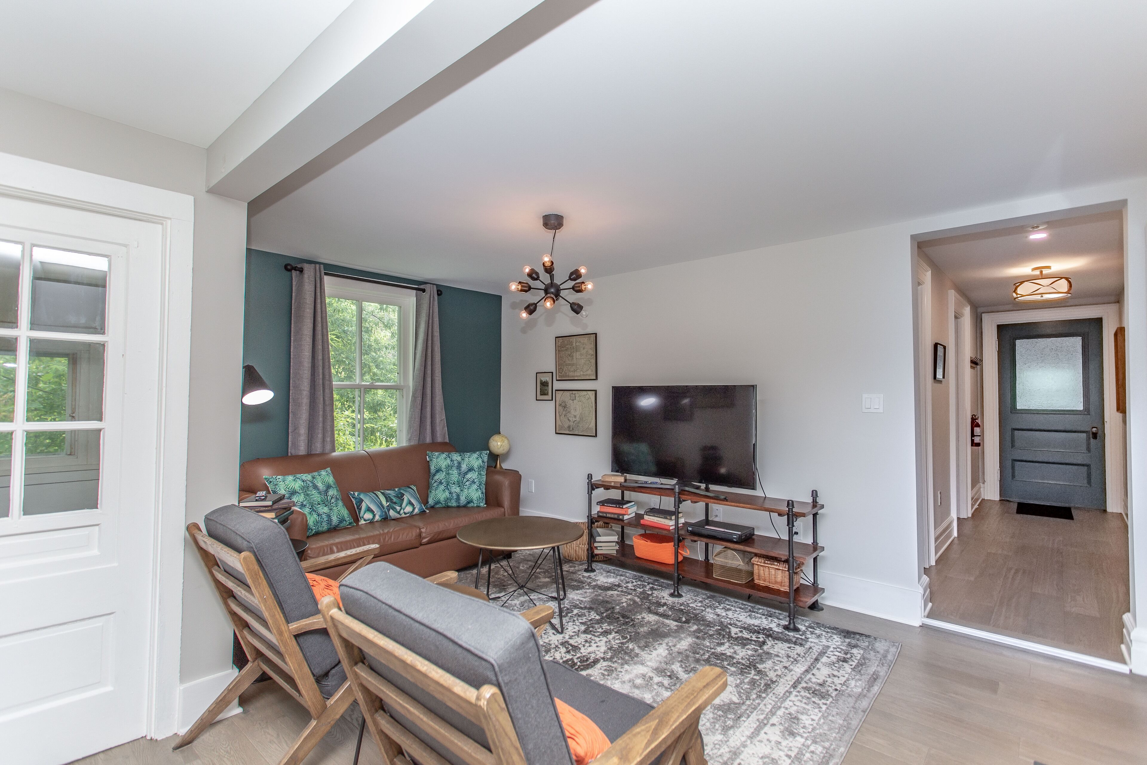 Boutique Home, A + Location Beside The Shaw, Queen St. Shops And Restaurants. - Niagara-on-the-Lake