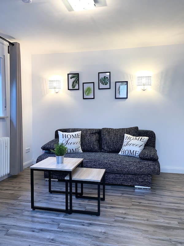 Appartement D'aéroport "Tami" Près De L'aéroport Et Du Parc Des Expositions De Francfort - Kelkheim