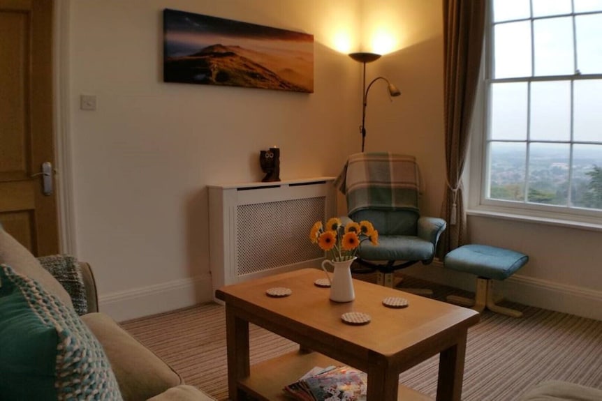 An Apartment Within A Grand Georgian House In The Centre Of Great Malvern - Malvern