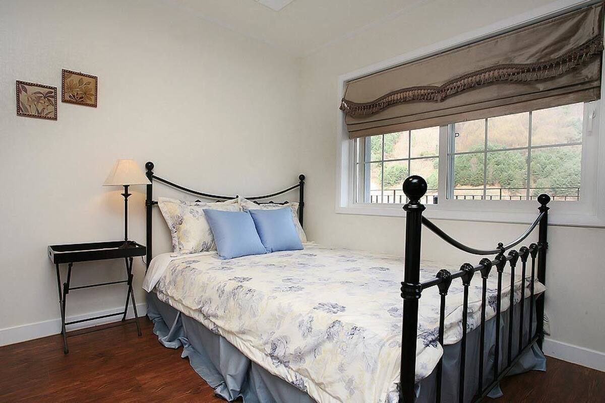Quarto (B, 6 people)
