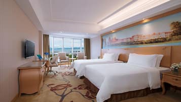 Quarto Twin Comfort, não fumadores, vista para o mar | Secretária, cortinas/cortinados opacos, Wi-fi grátis