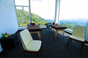 Salas para tratamentos a dois, sauna seca, sauna a vapor