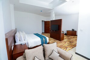 Suíte presidencial, 1 cama King, vista para a montanha | Frigobar, cofres nos quartos, escrivaninha, cortinas blackout