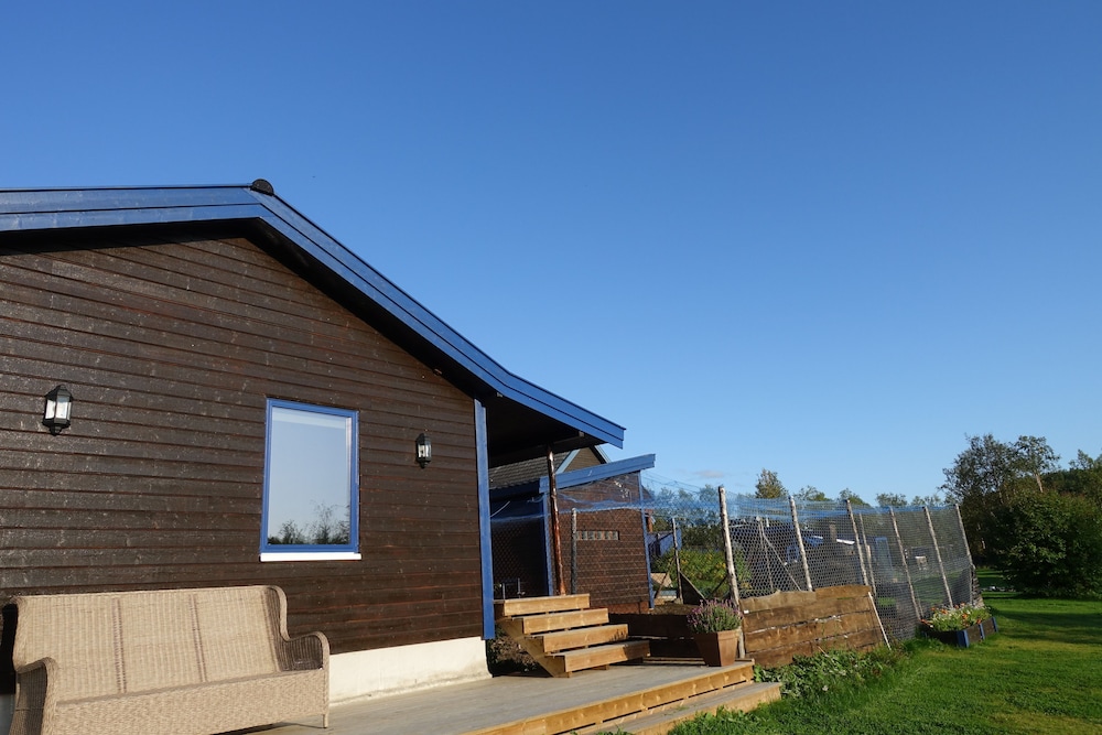Wild Caribou Wilderness Cabin - Porsanger