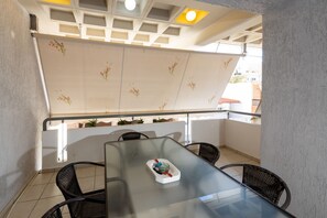 Apartamento urbano, 3 quartos, para não fumantes, cozinha (A3) | Vista da sacada
