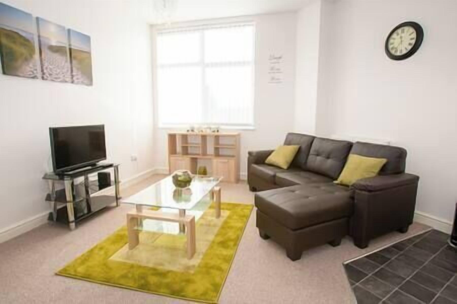 Comfortable Swindon 1 Bedroom Town Centre Apartment, Free Parking - Swindon