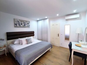Individualmente decorados, individualmente mobiliados, escrivaninha