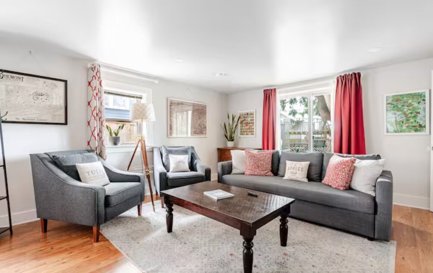 Spacious 1-bedroom Vacation Unit Just 4 Minutes To University Of Washington - Seattle, WA