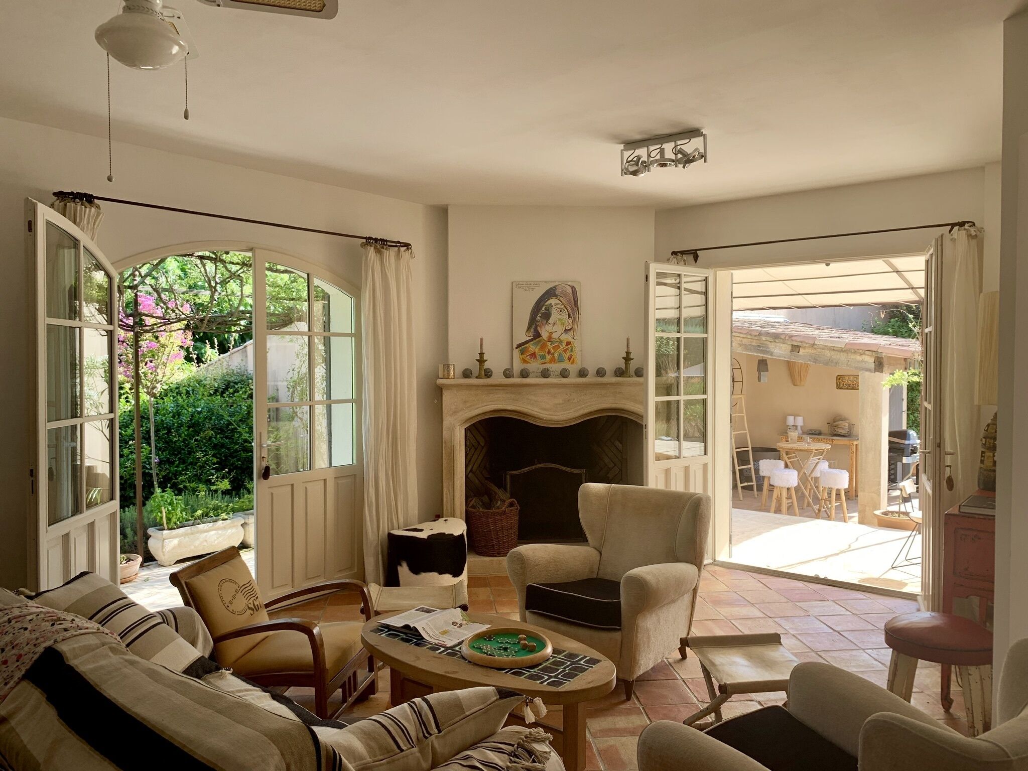 Maison De Vacances à Lourmarin. Charme, Confort  Et Emplacement Idéal. - Lourmarin