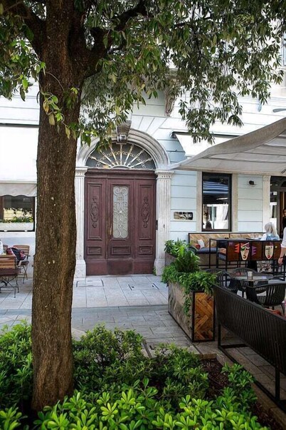 Teatro Suite & Rooms