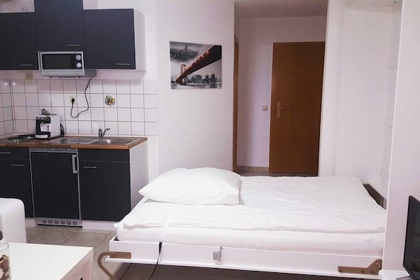 1-zimmer Apartment Nähe Lidl, Kaufland Und Audi - Neckarsulm