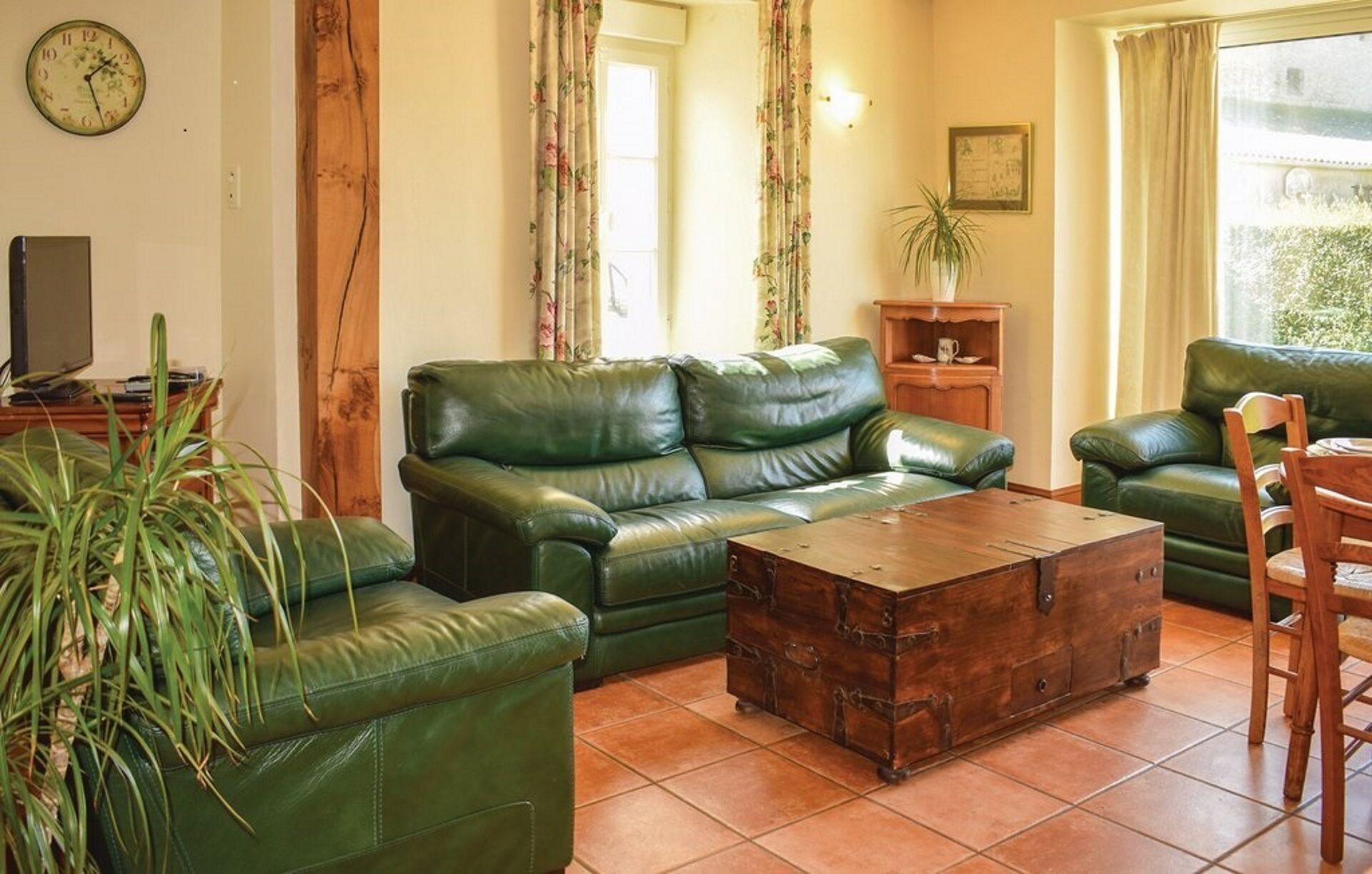 Mirabelle, Grandcamp-maisy, Your Perfect Location To Visit Ww2 Sites And More - Grandcamp-Maisy