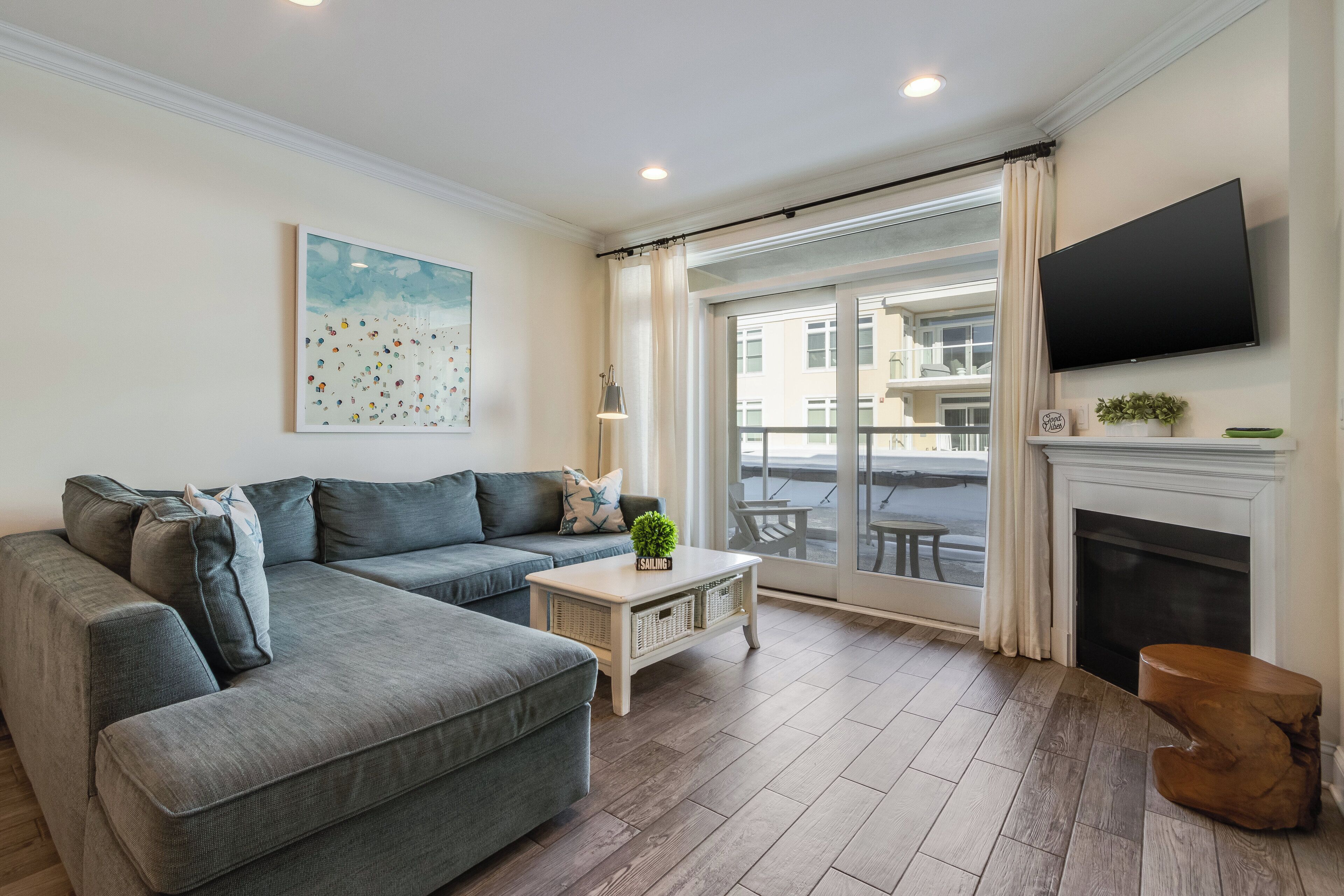 Condo De Luxe Face à La Baie 1 Pâté De Maisons De La Plage, Accès Piscine, Tout Neuf - Rehoboth Beach, DE