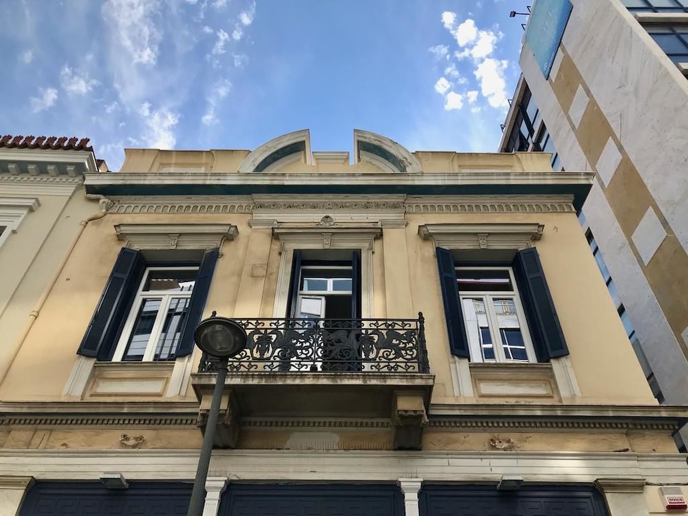 Metis Athens Suites - Atina