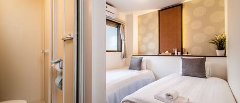 Quarto (303) | Ferros/tábuas de passar roupa, Wi-Fi de cortesia