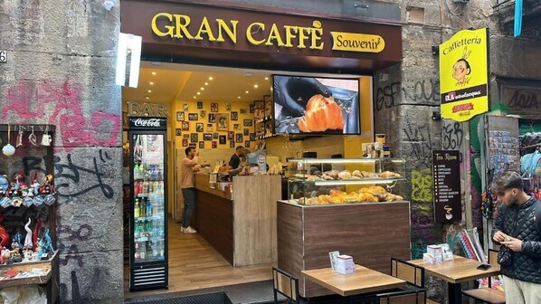 Pequeno-almoço continental diário incluído