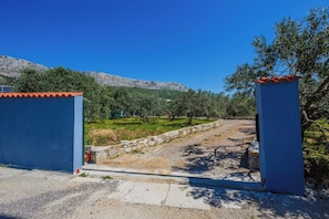 Entrada do alojamento