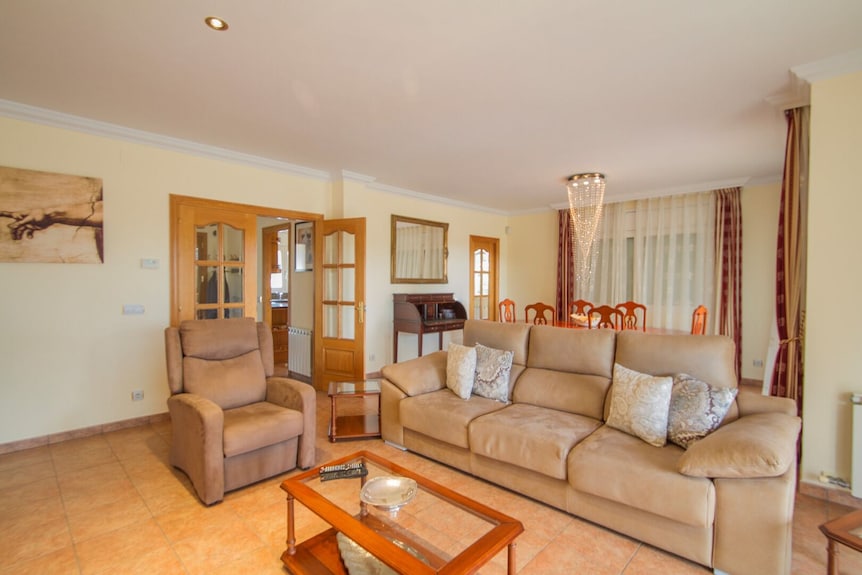 Club Villamar - Jolie Villa Avec Piscine Privée Et Jardin, Située Dans Un Quartier à 4km De La Pl... - Espagne