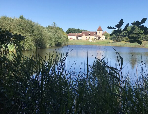 Manoir De Pierre Levée, The Originals Collection - Indre