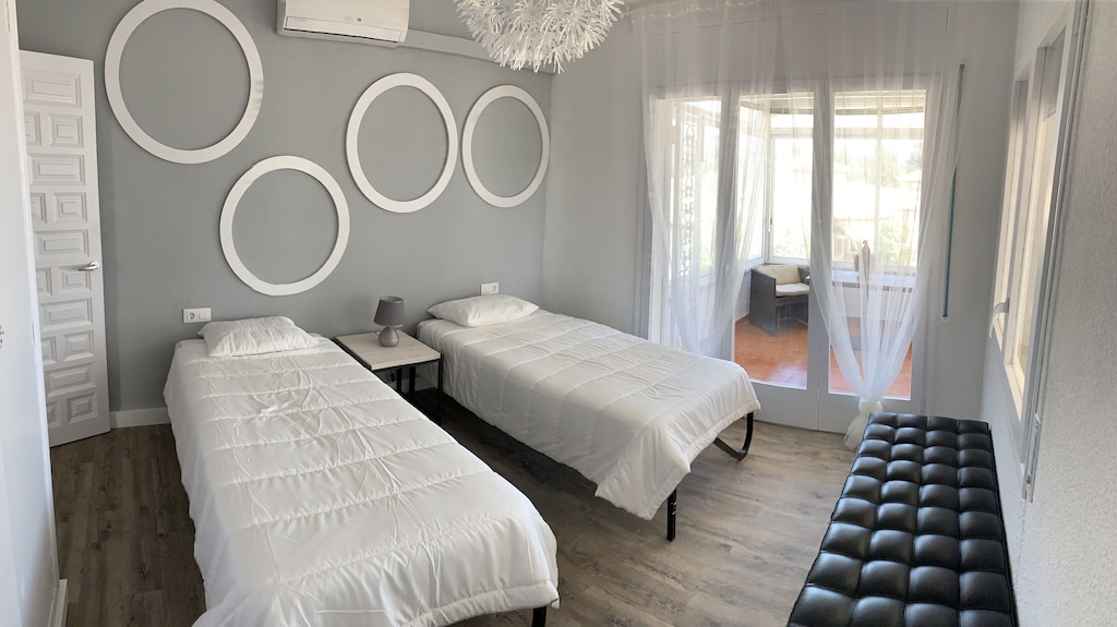 Espectacular Villa A 3km De La Playa, Rodeada De Espacios Verdes - Costa Dorada (España)