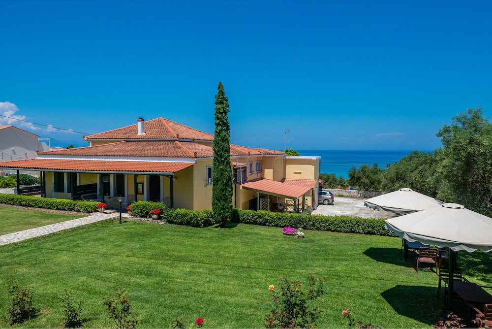 Amboula Beach Apartments - Zakynthos