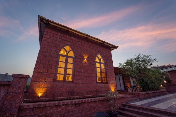 La Serene Resort & Spa - Mahabaleshwar
