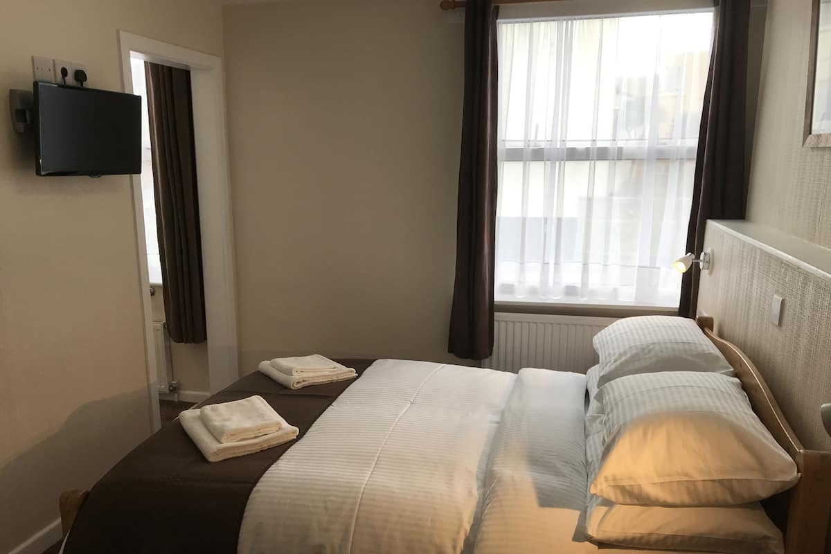 Quarto Duplo ou Twin | Wi-fi grátis, roupa de cama fornecida