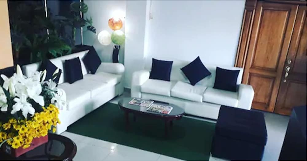 Hotel Blue Inn - Quito (Ecuador)