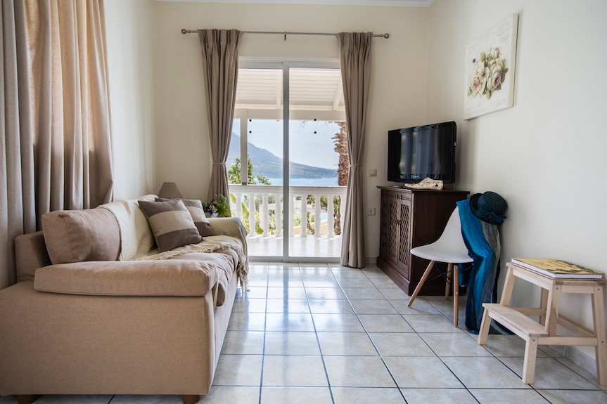 Villa Rosa - 2 Bedroom Apartments With Stunning Sea Views - Cephalonia